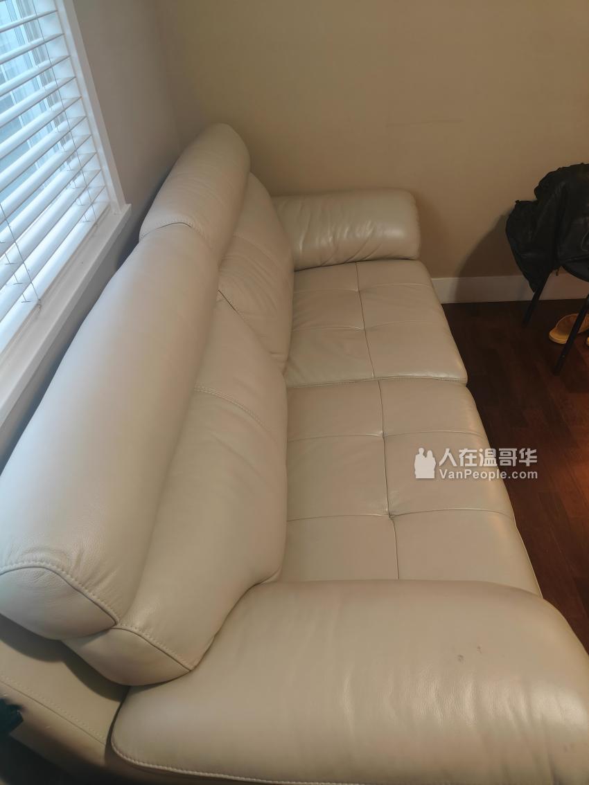 9成新真皮沙发，长215cm 宽85cm - 人在温哥华网 VanPeople.com
